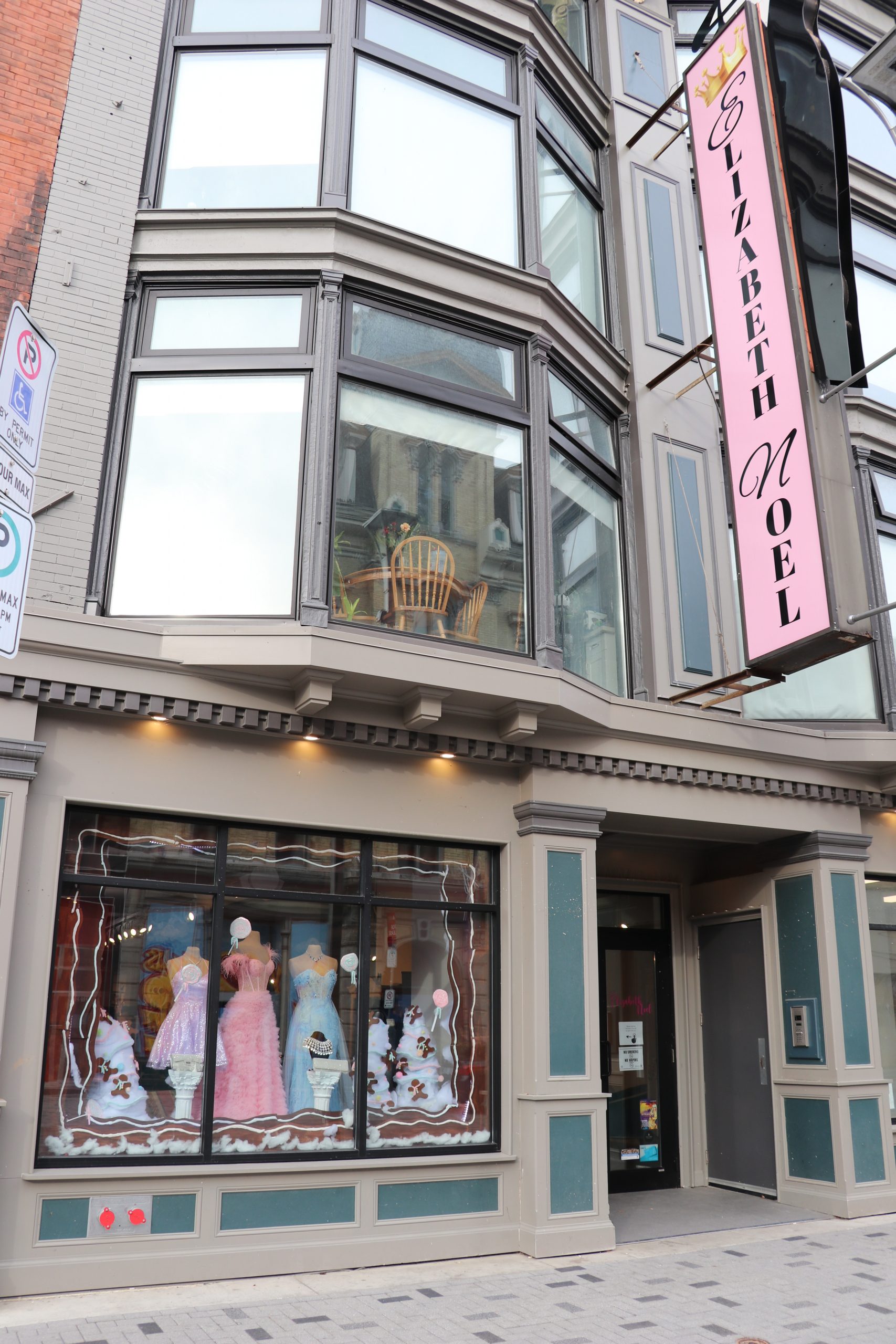 Elizabeth Noel - Downtown London